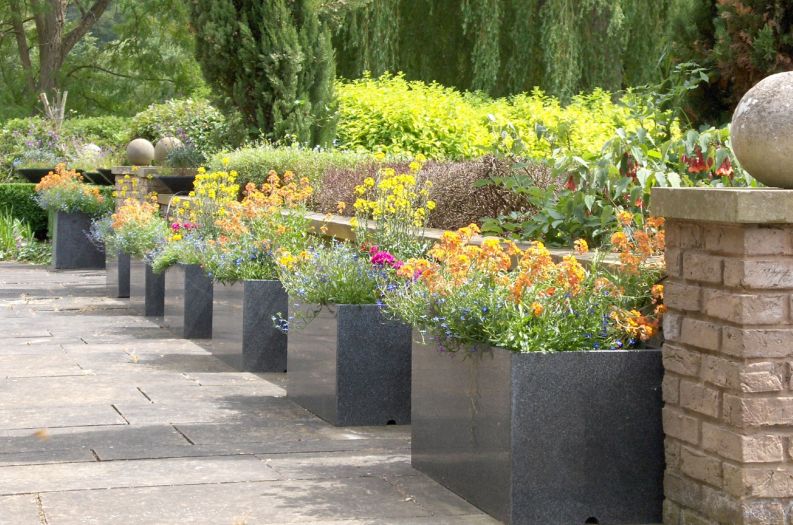 Residential Garden Planters, Plant Pots and Large Plant Containers - IOTA